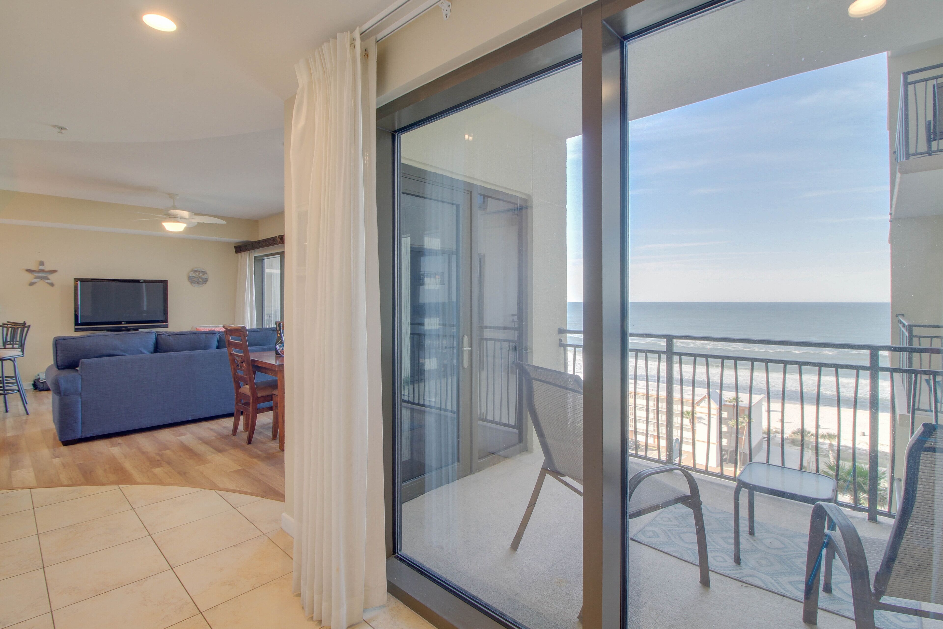 Origin 916 | Rare 1br W/ Gulf Views + Extra Half Bath! Free Activities! - Panama City Beach, FL