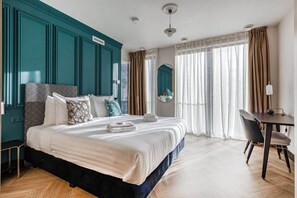 Estúdio, 1 cama king-size, não fumadores, cozinha | Roupa hipoalergénica, edredões de penas, cofre no quarto 