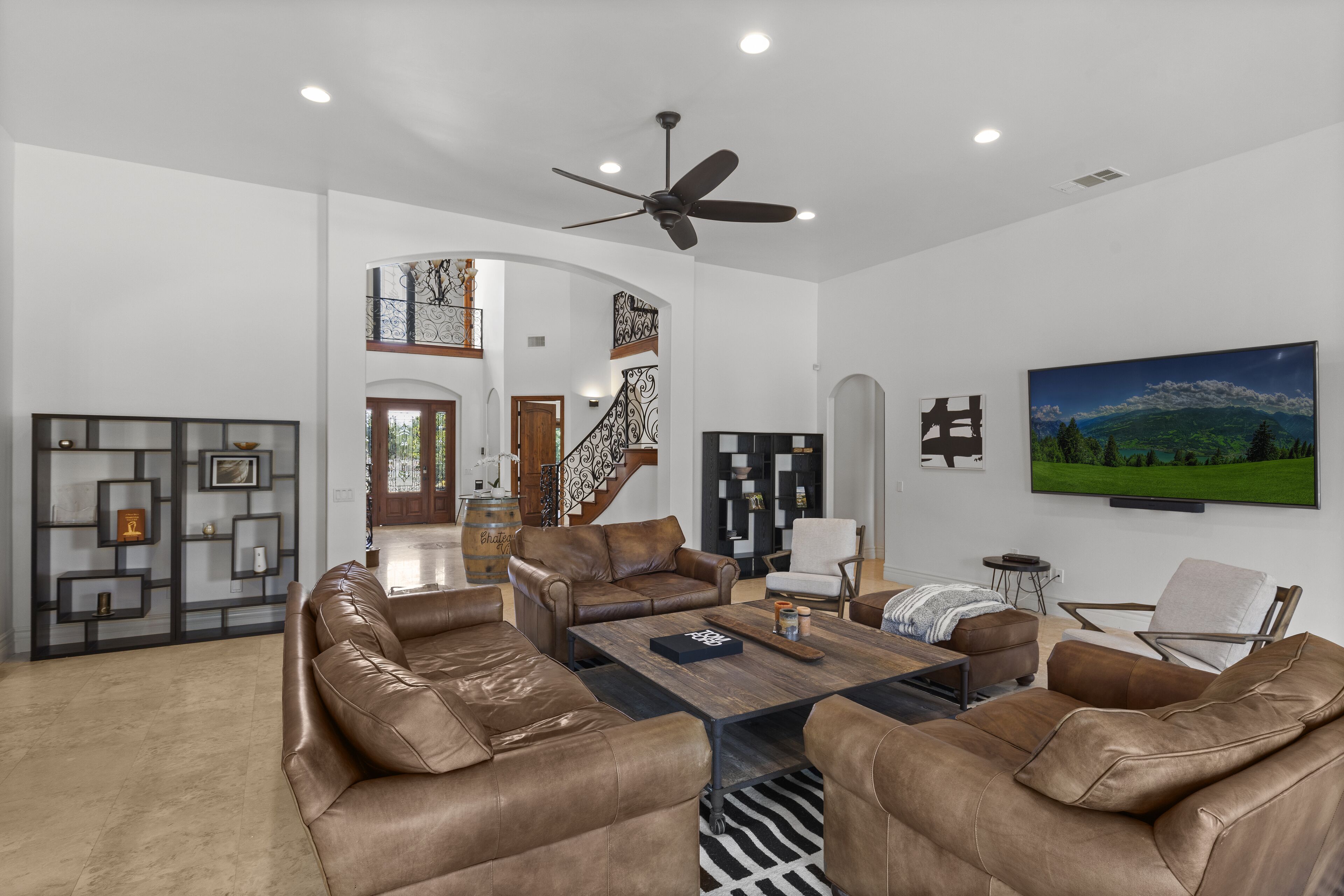 Chateau Vino - French Style Chalet - Temecula, CA