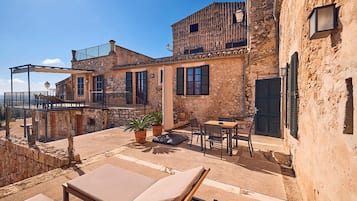 (6) Junior Suite with Terrace "Penya" | Terraço/pátio interior