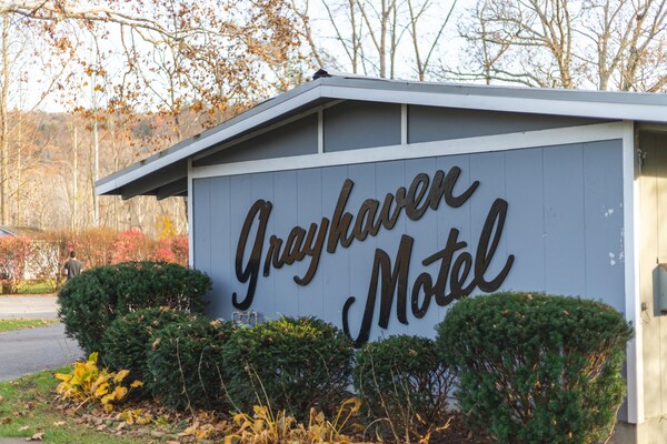Grayhaven Motel - Ithaca, NY