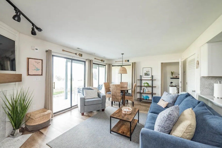 Tranquility Cove At Smith Mountain Lake Your Home Away From Home! - Smith Mountain Lake, VA