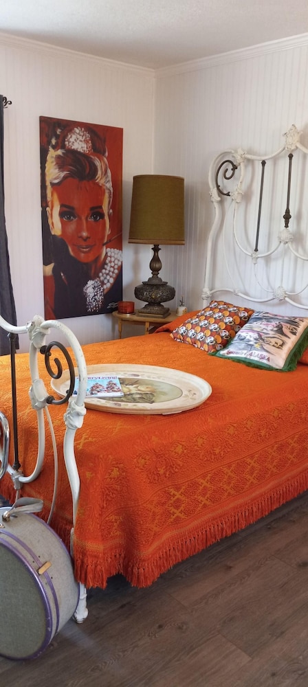 Adorable Boho Cabin Just Renovated & Only 2 Miles To Trade Days - Canton, TX