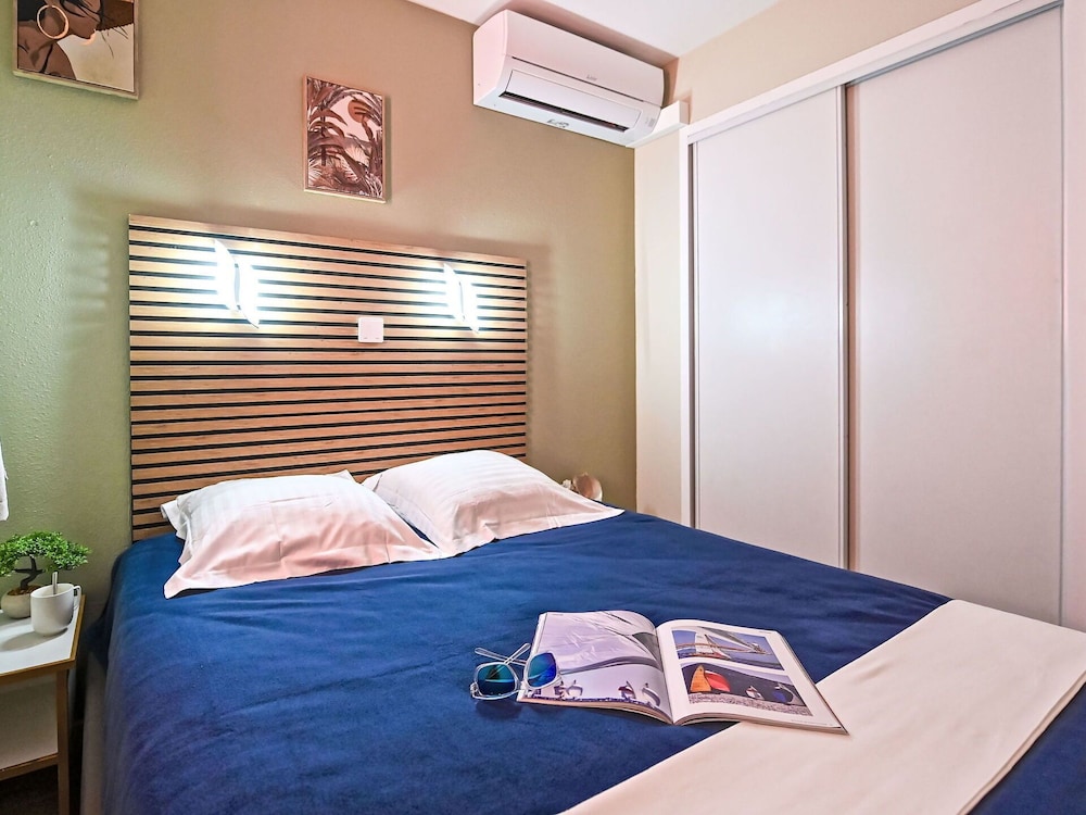 Beautiful Apartment For 6 People With Wifi, A/c, Pool, Tv, Terrace And Pets Allowed - Fréjus