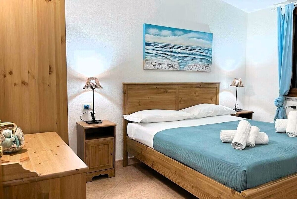 Last Minute! Lovely Villa With Pool
Seaside Residence In Ogliastra For Families! - Provincia di Nuoro