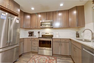 Apartamento em Condomínio Fechado, 2 quartos | Cozinha privada