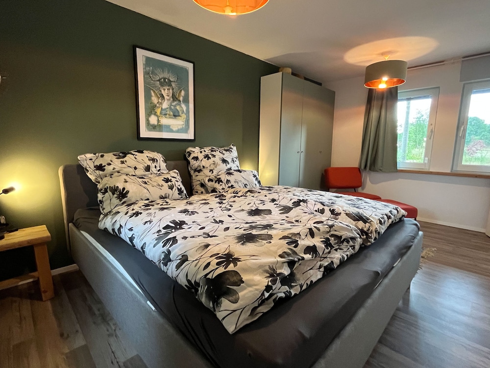 Lovingly Renovated Vacation Bungalow On Grimnitzsee With Sauna - Chorin