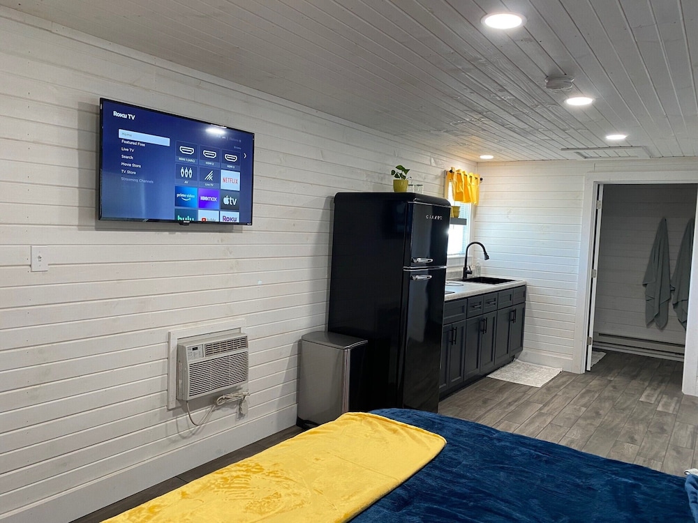 300 Sq Ft Studio Apt - Downtown Lexington, Close To Mid-ohio Sports Car Course - Ohio