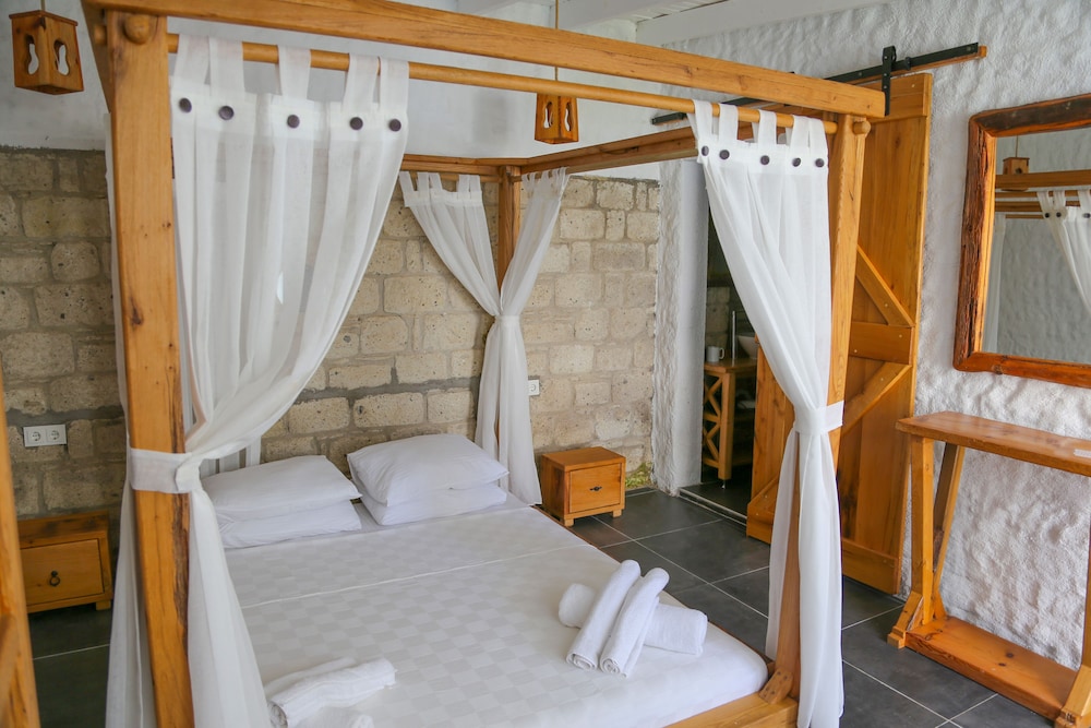 Rikas Alacati - Alaçatı