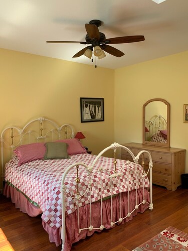 Peaceful Cottage In Topotero Vineyard - Montana