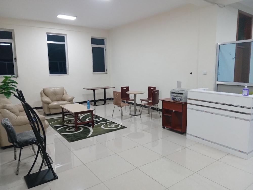 Your Complete Satisfaction Is Our Goal - Addis Abeba