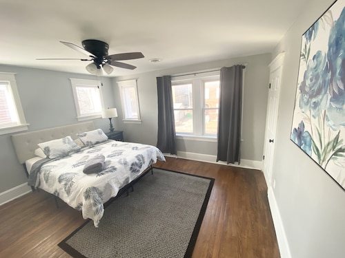 Amazing Location 2bed 1bath Condo In The Grove - Saint-Louis, MO