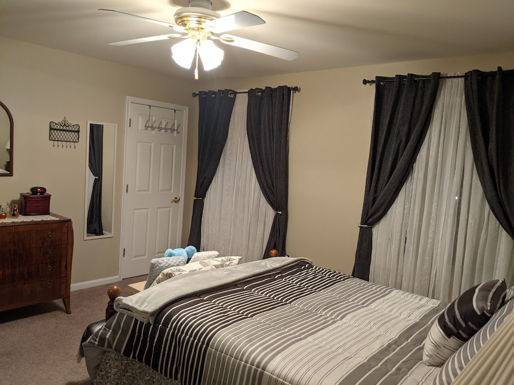Private Room For One Person 18+ Years Only. Text For Availability 973-477-4574 - Dover, DE