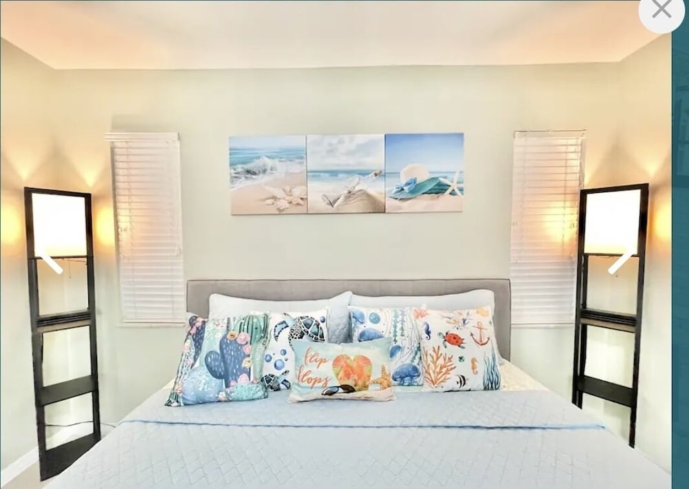 Casa De Van Cape - Sanibel Island, FL