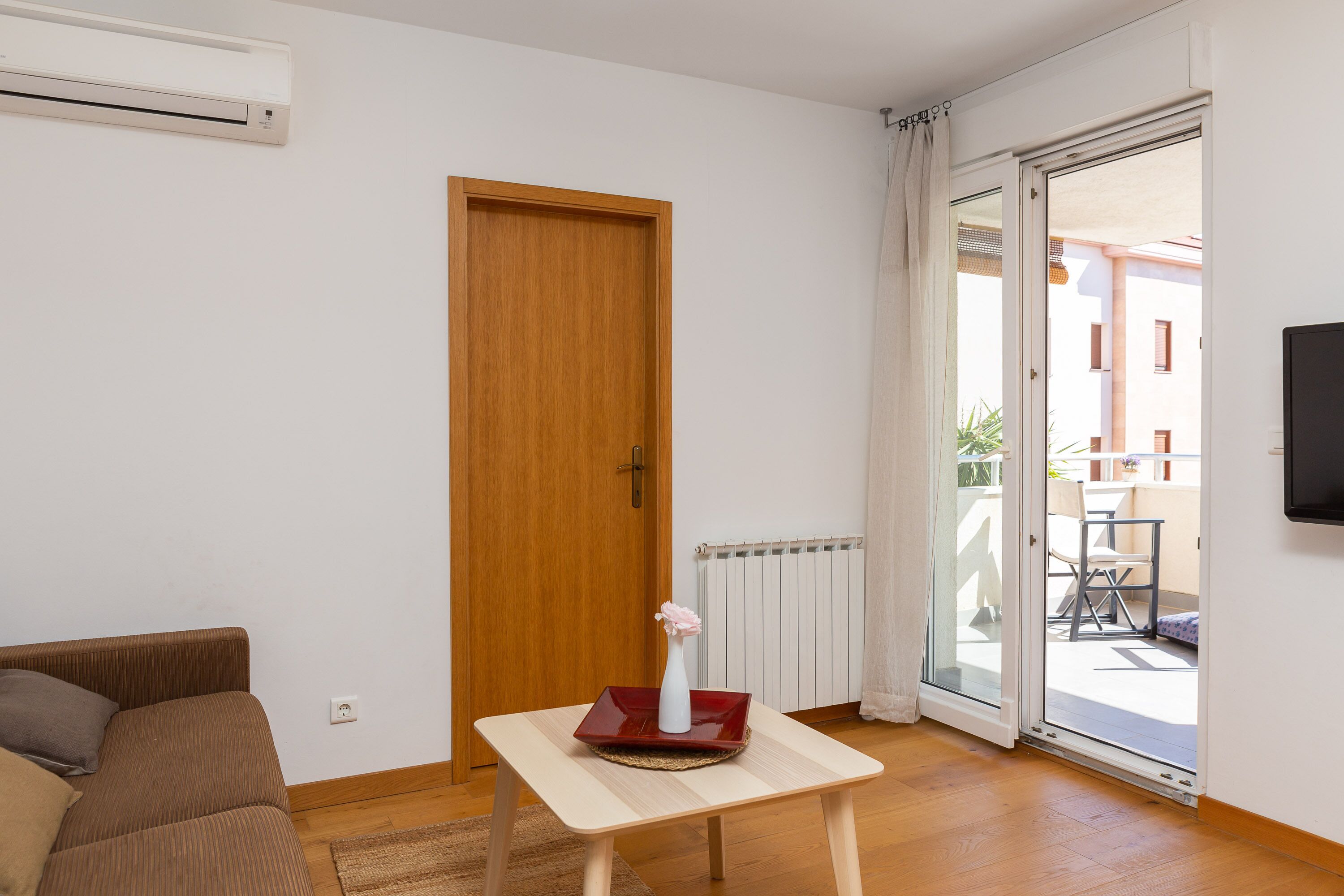 Modern Apt With Terrace 4 Min Walk To The Beach - Split