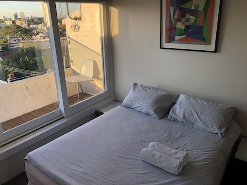 1 Bedroom Apartment In Paddo - With Amazing View! - Sydney