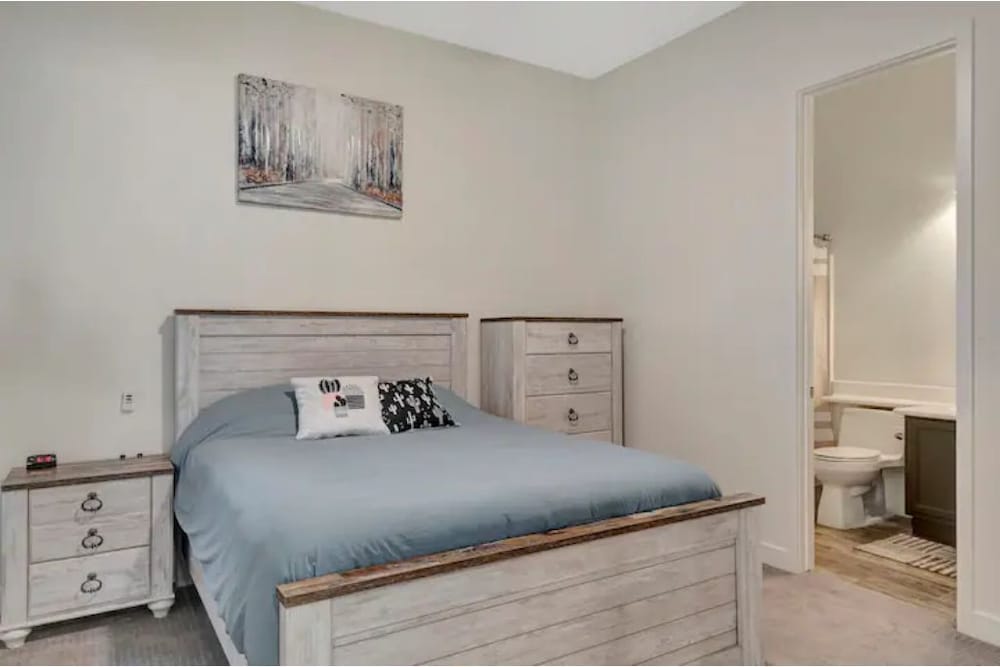 Your Az Oasis, Heated Pool And Cleaning Fee Are All Included For Free! - Avondale, AZ