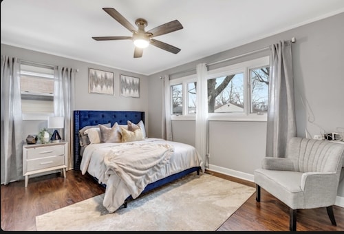 Quiet Stylish Home. - Crete, IL