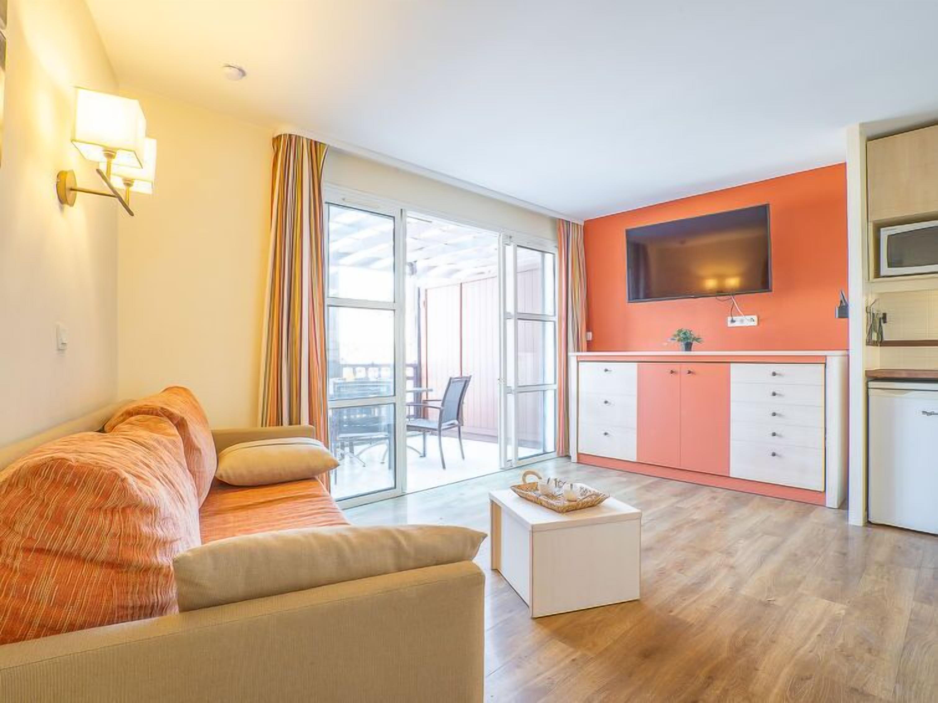 L'esquinade (E3 333) By Interhome - Cap Estérel