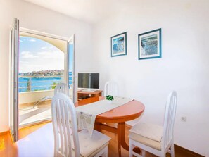 Apartamento (Charming One Bedroom apartment Trogir) | Sala | Televisor