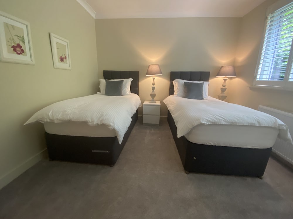 Cosy Cottage With Stunning Views - Kinross