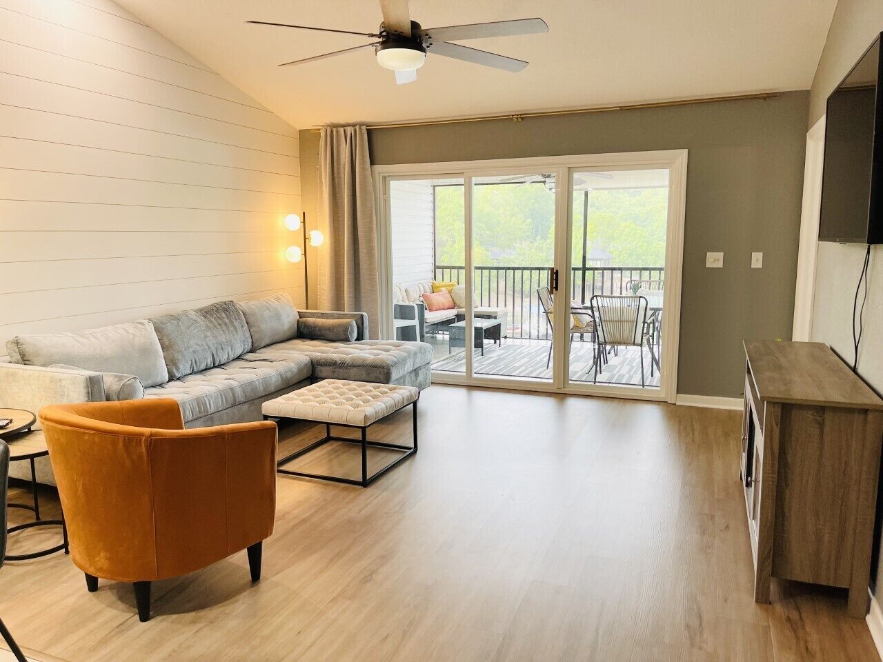 Lighthouse Retreat | 2bed, 2 Bath | Quiet Cove | Boat Slip & Pool Access - Lake Ozark, MO