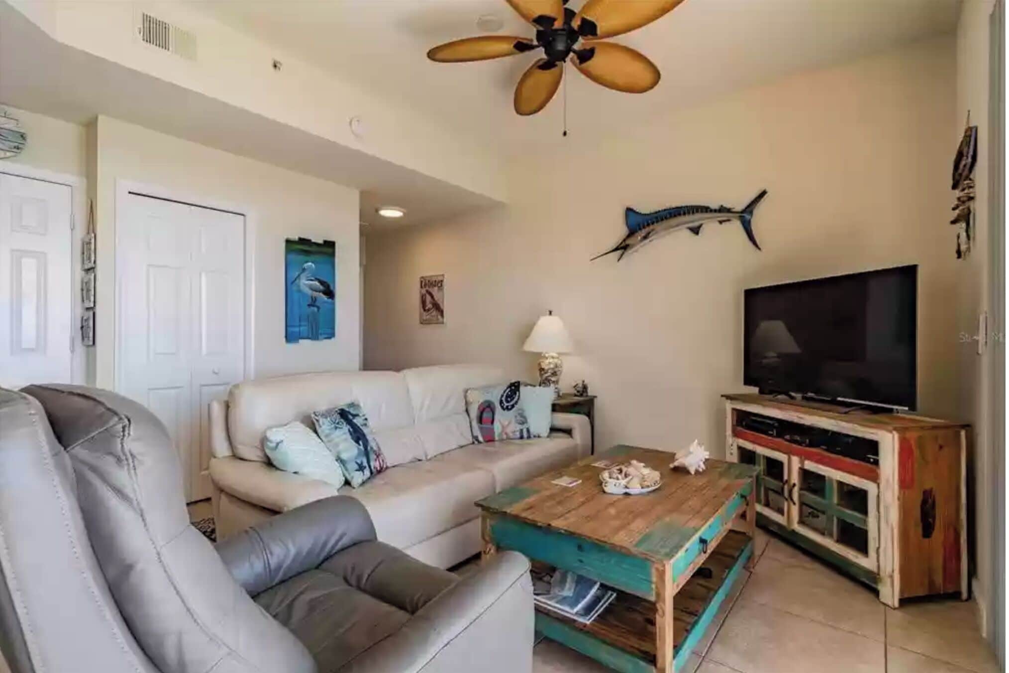 Top-floor Waterfront Condo With Bay View + Pool And Hot Tub - Pinellas County, FL