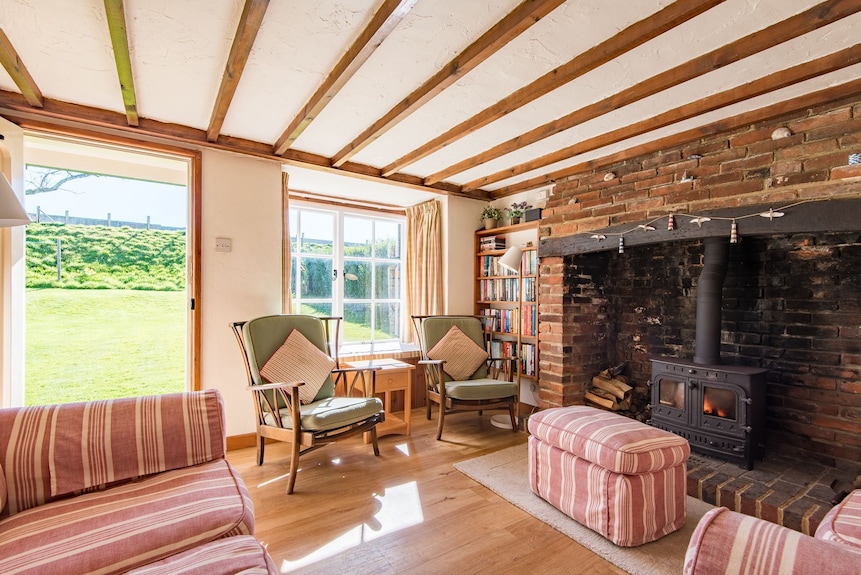 The Nest By Bloom Stays - Seaside Cottage Sleeping 6 Guests In 3 Bedrooms - Kent