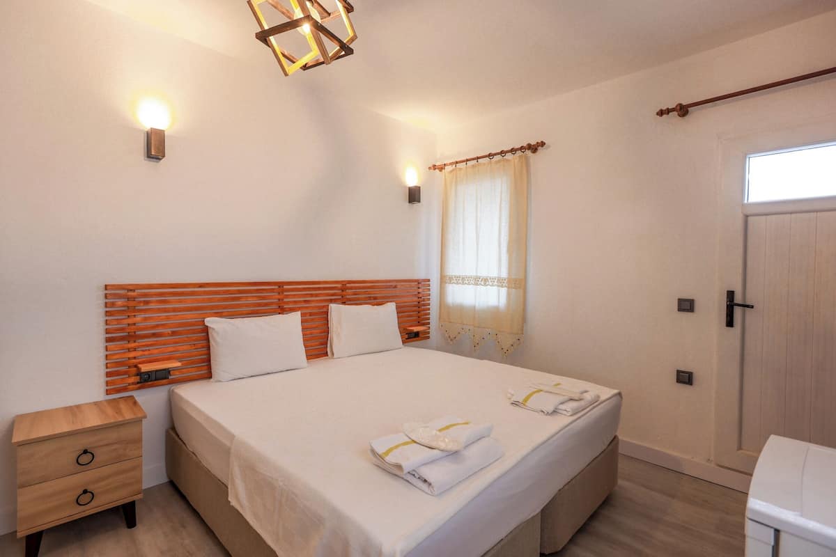 Quarto Executivo, 1 quarto | Wi-fi grátis, roupa de cama fornecida
