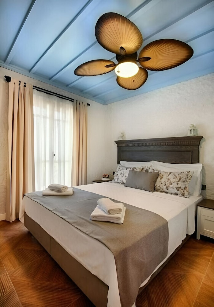 Petite Boutique Apart Hotel - Çeşme