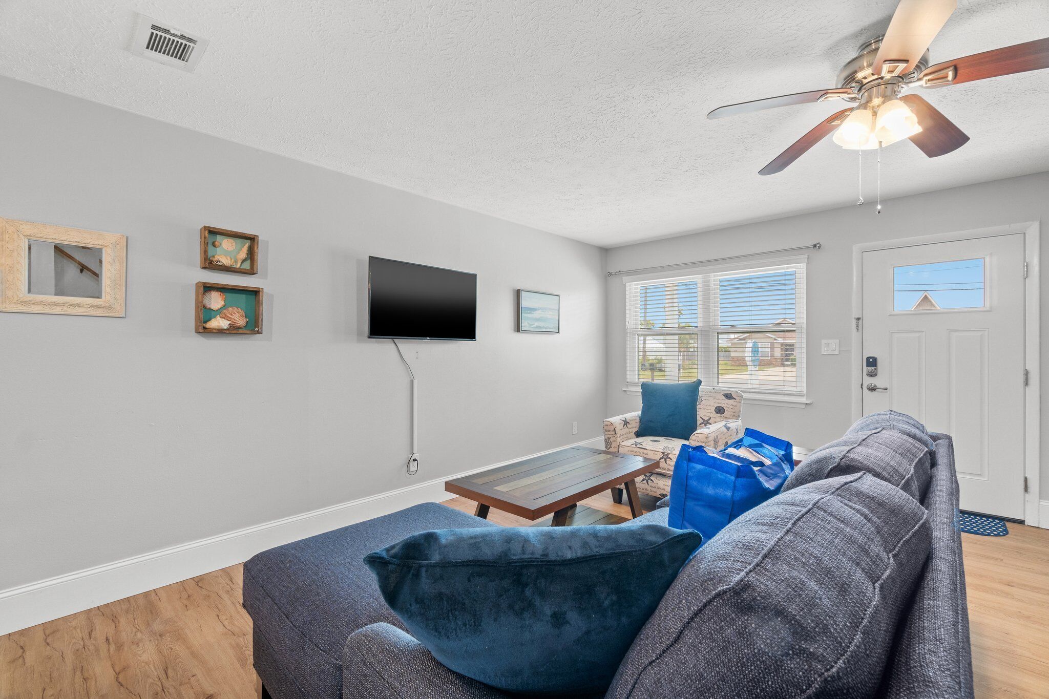 La Casa Turquesa Is A 2 Min Walk From The Beach And Dog Friendly - Sleeps 8 - Laguna Beach, FL