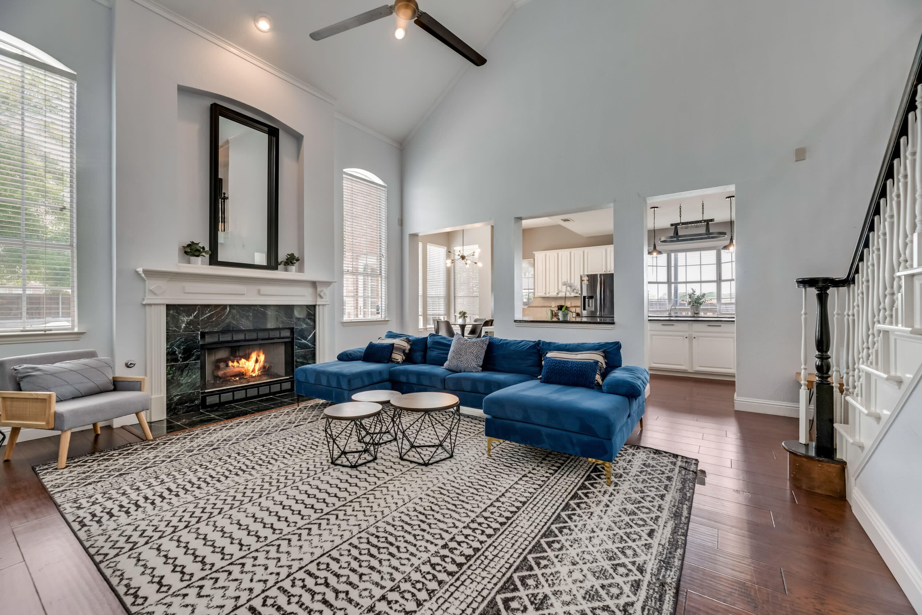 Grand Gem For Large Groups: Pool, Cinema, Playroom - Carrollton, TX