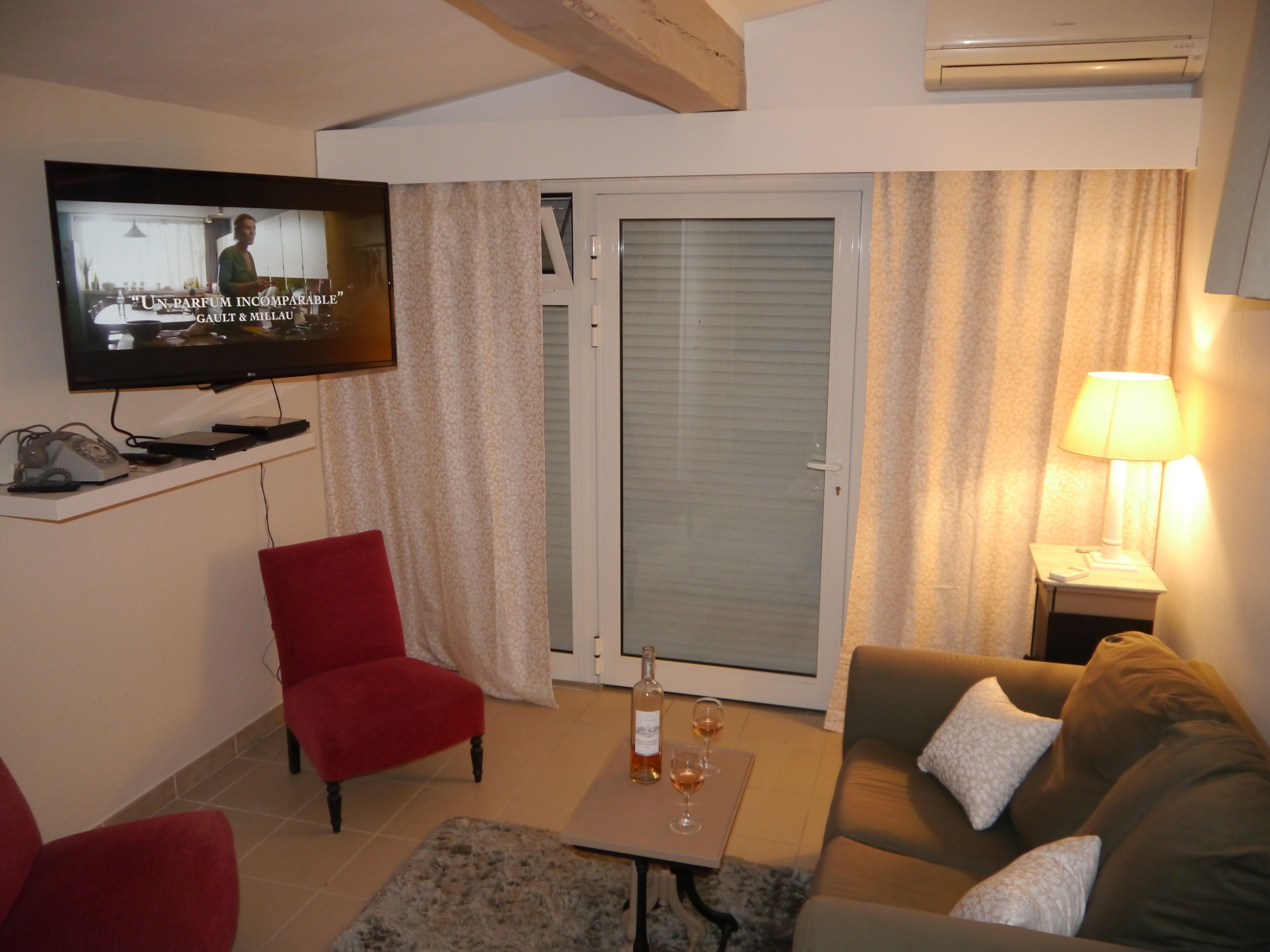 Gorgous, Independent Studio With Terraces - Mougins