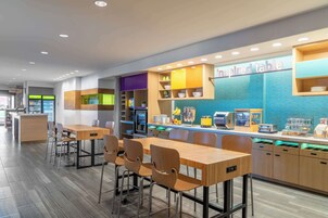 Café da manhã continental grátis todos os dias