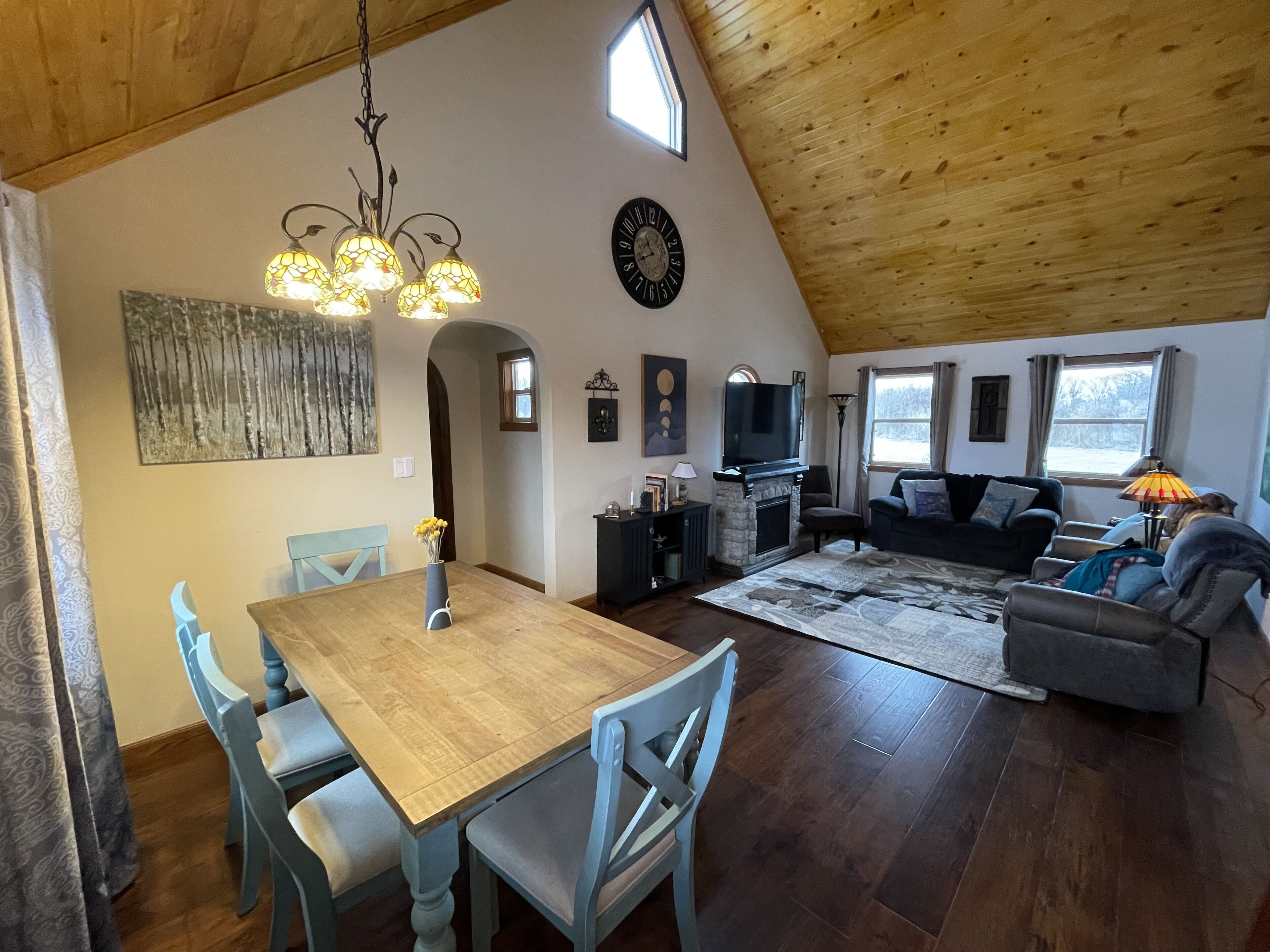 Storybook House - A Fairy Tale Themed Cottage - Bear Lake, Cass