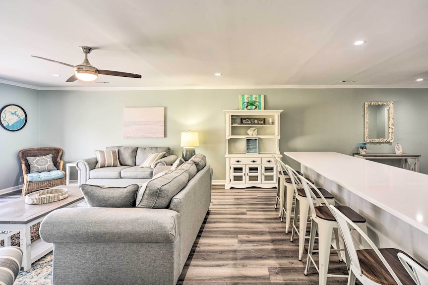Sunny Edisto Island Duplex - Half Mile To Beach! - Edisto Beach, SC