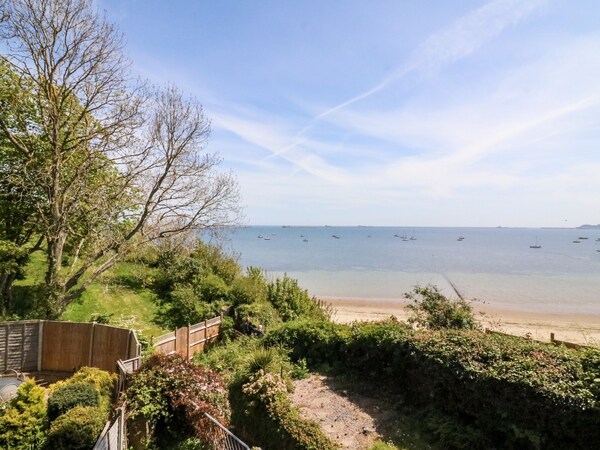 Castle Cove Cottage - Weymouth