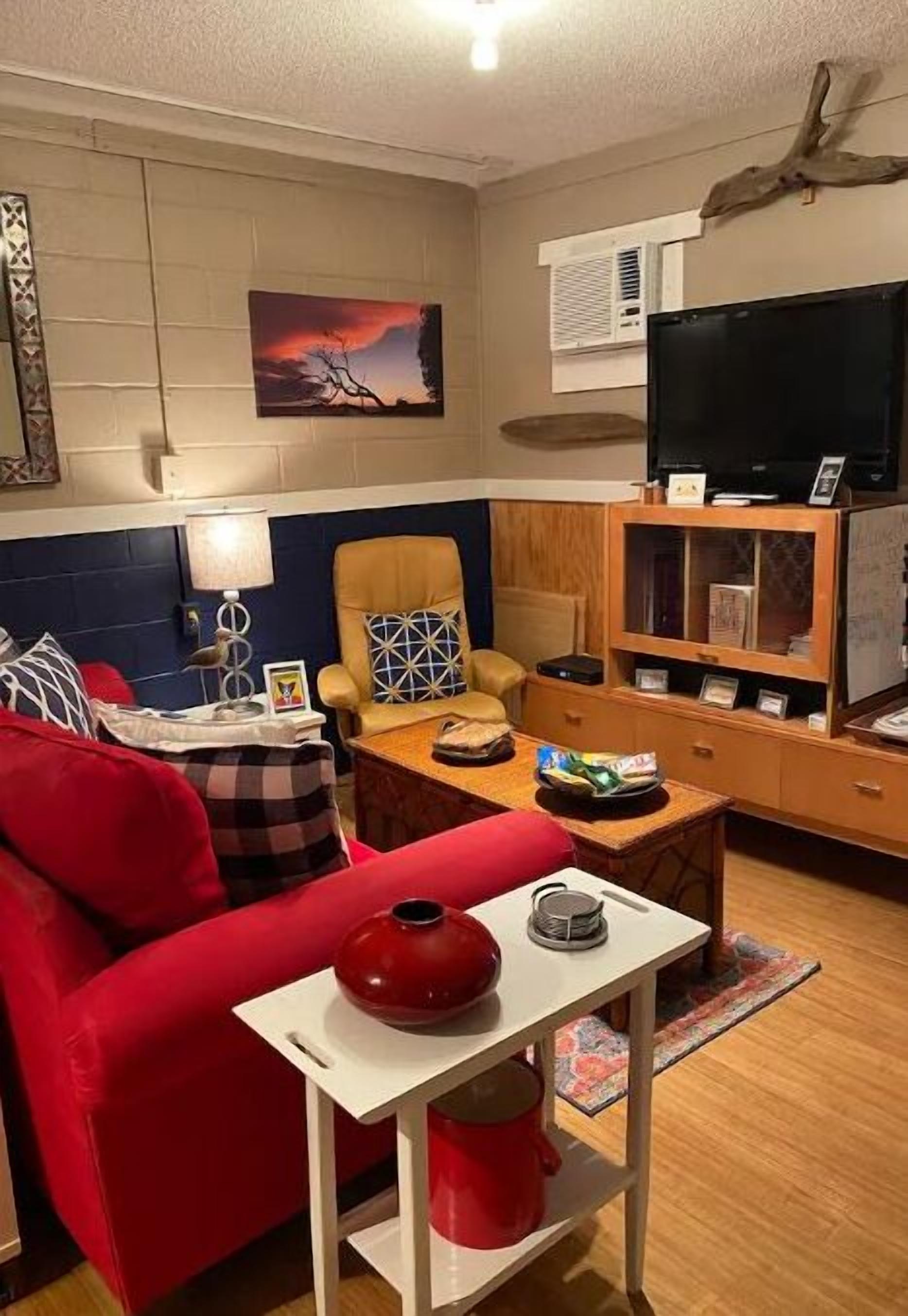 Awesome Suite, 100 Steps To The Ocean! - Kitty Hawk, NC