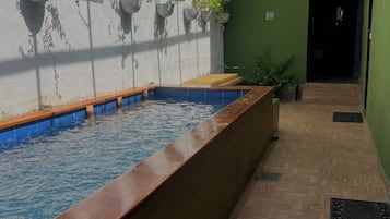 Bar junto à piscina