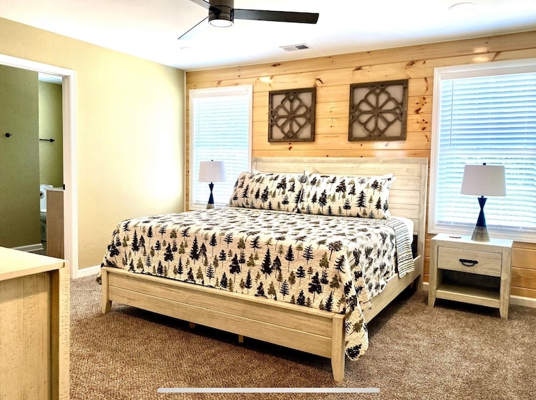 Vacation Station! A+location - Tennessee