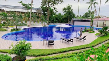 Piscina exterior