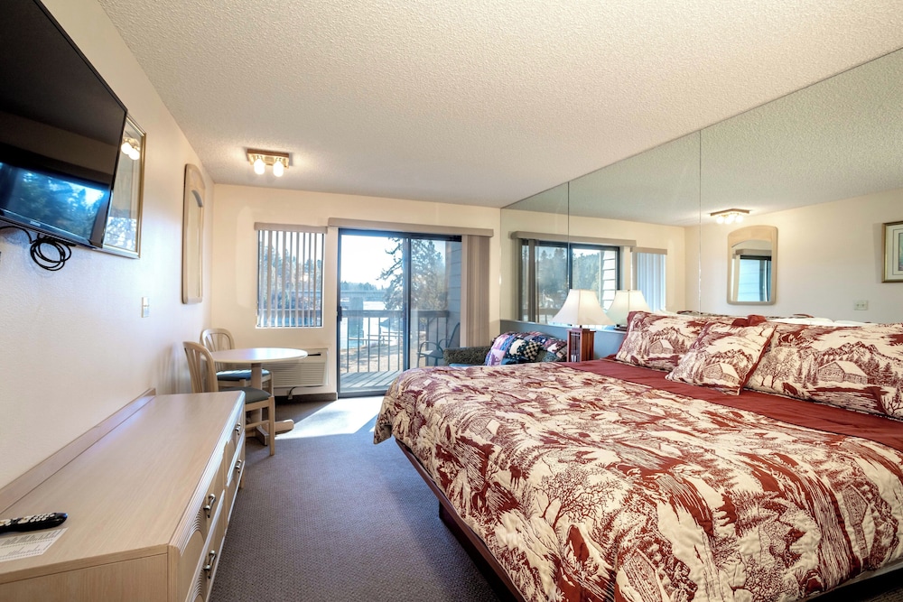 Minutes To Flathead Lake & Walking Distance To River - Marina Cay Bigfork Studio - Bigfork, MT