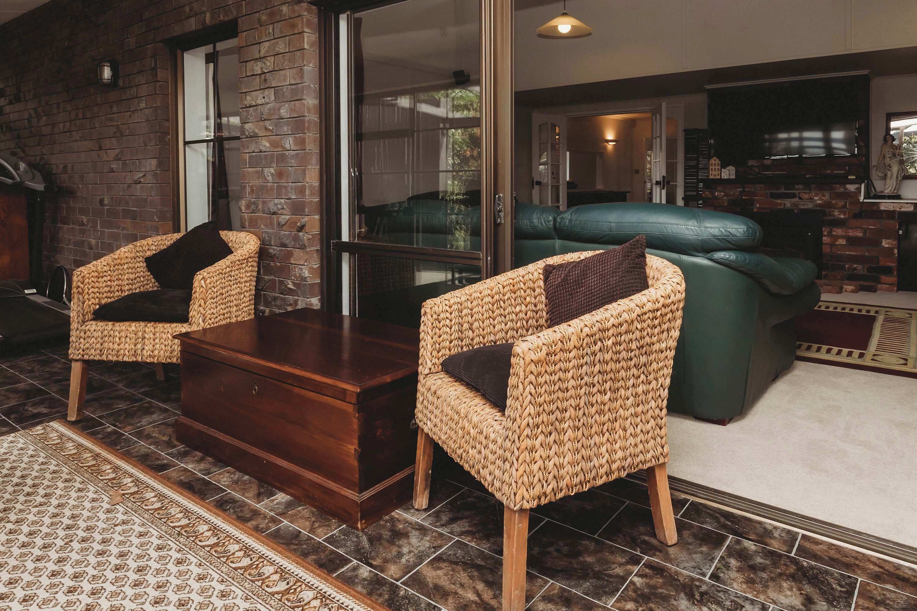 Family Fun Home With Heated Pool - New Plymouth