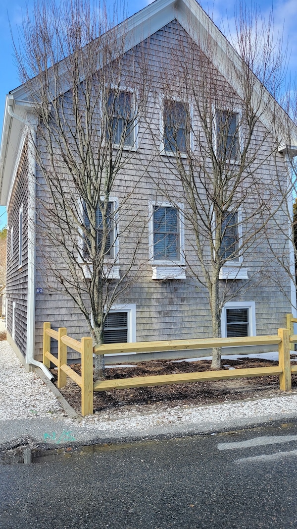Lovely One Bedroom Condo In The West End - Provincetown, MA