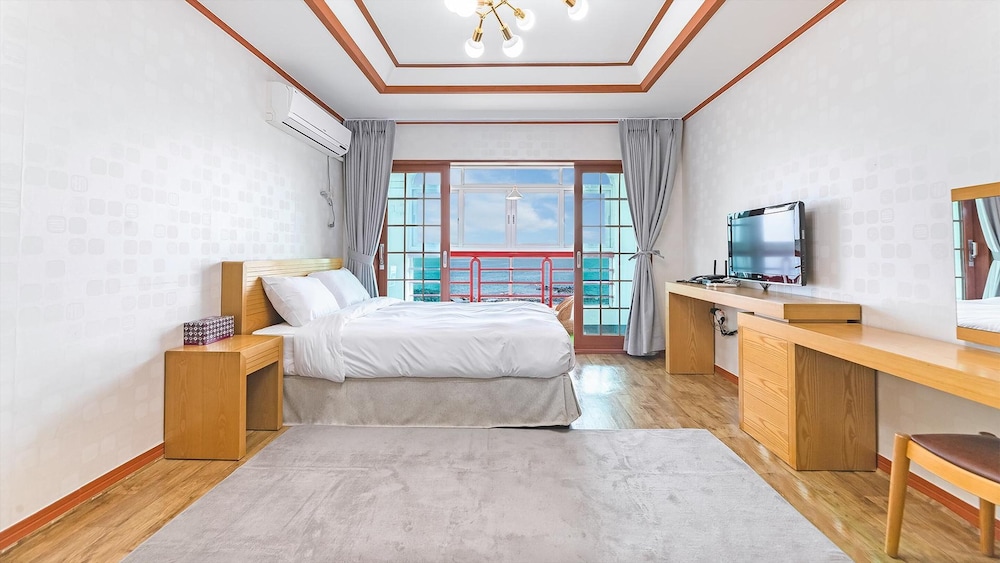 Jeju Badaaehyanggi Pension - 済州