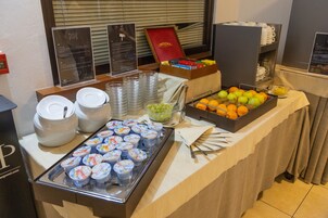 Pequeno-almoço completo diário incluído 