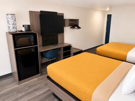 Quarto Duplo Básico | Cofre no quarto, cortinas/cortinados opacos, Wi-fi grátis