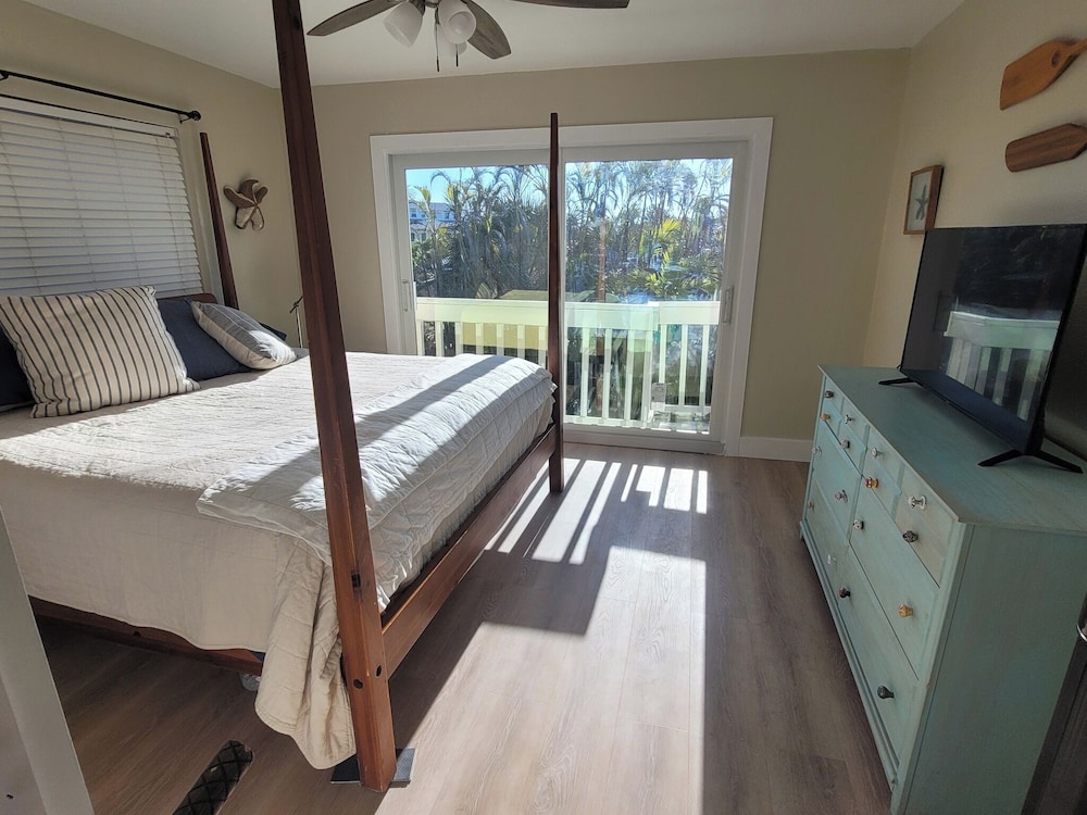 Little Gasparilla Island - Ocean View, Golf Cart, Ferry, Pool, Boat Dock - Boca Grande, FL