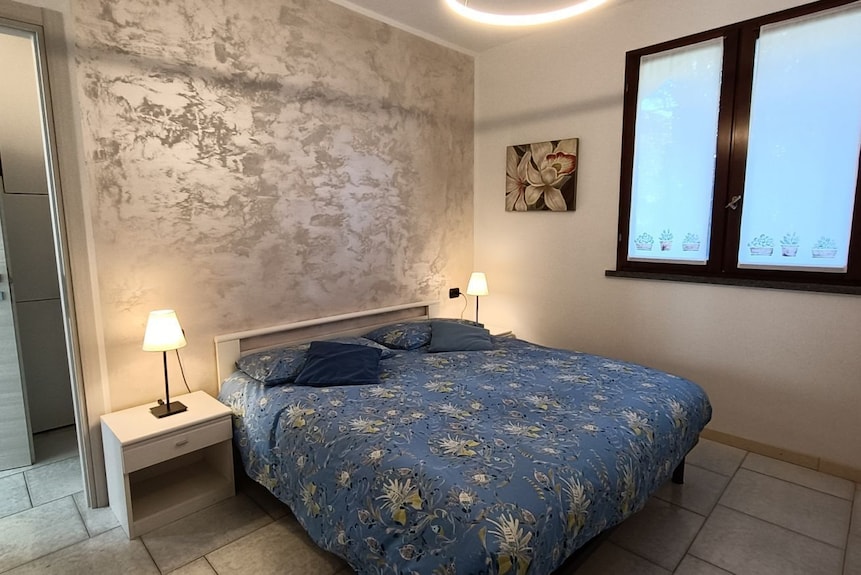 House In A Beautiful Residence With Garden, Swimming Pool And Parking Spot - Comer See