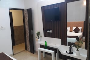 Quarto Deluxe | Secretária, Wi-fi grátis, roupa de cama fornecida